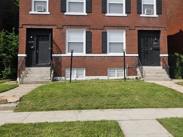 3 BR, 1.5 BA Apartment 4247 Maffitt Avenue, St. Louis, MO 63113