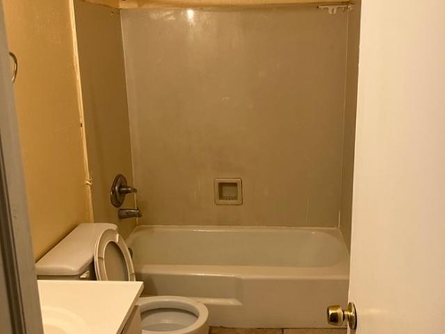 3 BR, 1.5 BA Apartment 4205 Eporia St, Unit A, Metairie, LA 70001