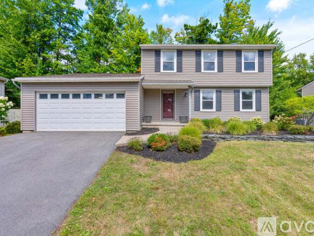 3 BR, 1.5 BA Apartment 4219 Orion Path, Liverpool, NY 13090