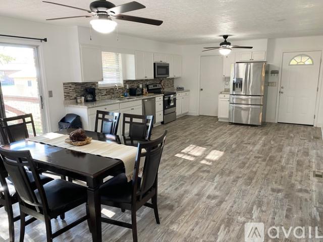 3 BR, 1.5 BA Apartment 508 Westland Drive, Sevierville, TN 37862