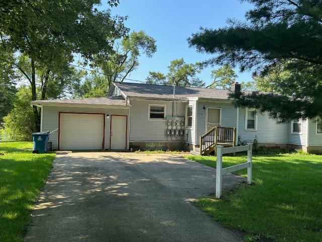 3 BR, 1.5 BA Apartment 519 N. Bedford rd apt C, Battle Creek, MI 49037
