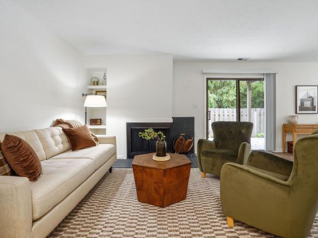 3 BR, 1.5 BA Apartment 5710 River Run Trail Unit 5803, Fort Wayne, IN 46825