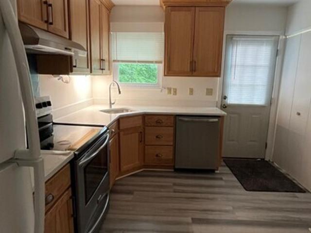 3 BR, 1.5 BA Apartment 599 Bailey Road, Unit 599 Bailey, Charlottesville, VA 22903