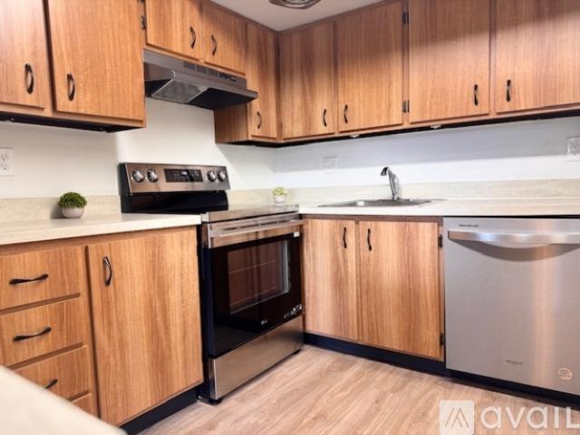 3 BR, 1.5 BA Apartment 605 Tollis Parkway, Broadview Heights, OH 44147