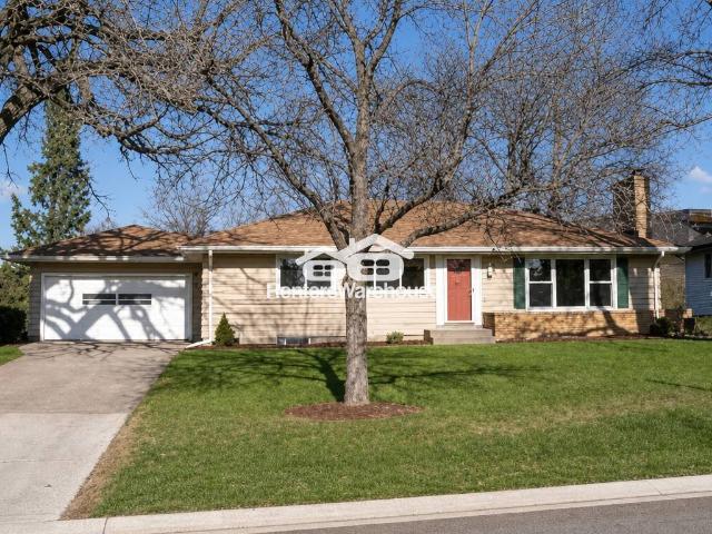 3 BR, 1.5 BA Apartment 6613 Southdale Rd, Edina, MN 55435
