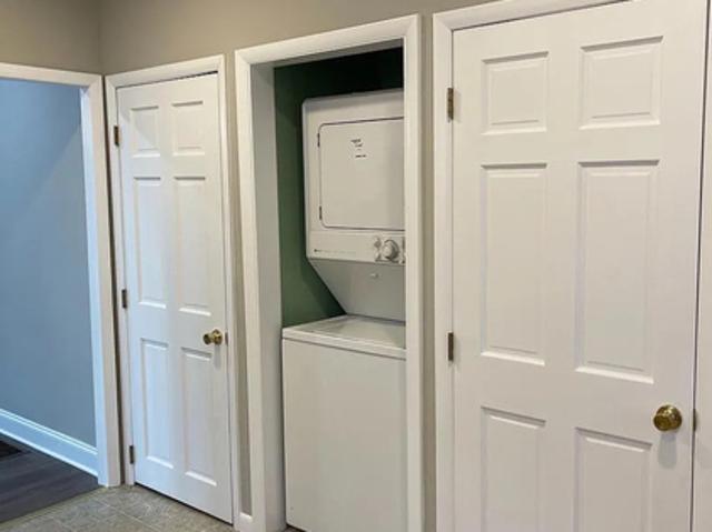 3 BR, 1.5 BA Apartment 6 Burke Street, Riverside, NJ 08075