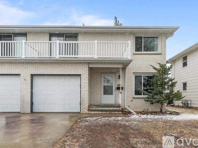3 BR, 1.5 BA Apartment 701 E Longview Dr, Unit 701, Appleton, WI 54911