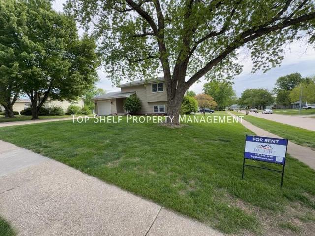 3 BR, 1.5 BA Apartment 703 11th Ave NW, Altoona, IA 50009