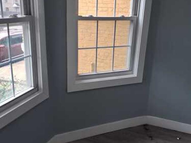 3 BR, 1.5 BA Apartment 71 W Alpine St, Unit 1, Newark, NJ 07108