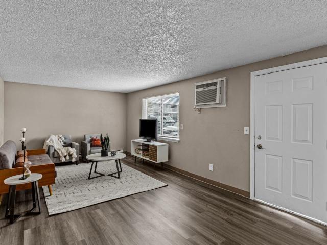 3 BR, 1.5 BA Apartment 720 N. Arthur St Unit 720 E202, Kennewick, WA 99336