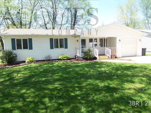 3 BR, 1.5 BA Apartment 723 S. Oak St, Buffalo, MO 65622