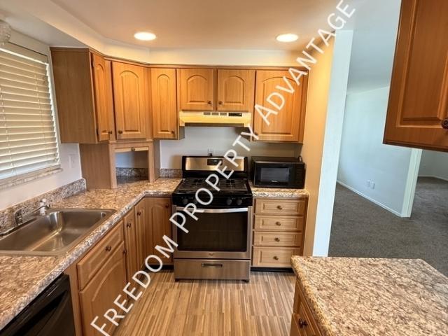 3 BR, 1.5 BA Apartment 800 Flint Rd, Allison Park, PA 15101