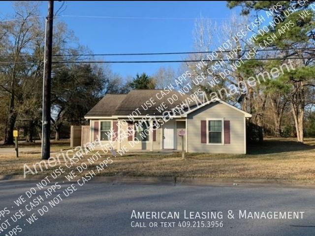 3 BR, 1.5 BA Apartment 800 Treadwell Avenue, Lufkin, TX 75904
