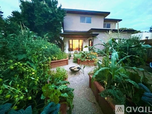 3 BR, 1.5 BA Apartment 849 Don Diego Avenue, Santa Fe, NM 87505