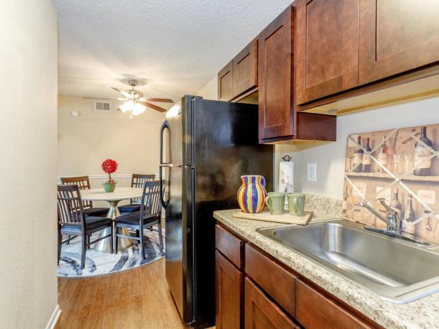 3 BR, 1.5 BA Apartment 8900 Old Santa Fe Rd Unit 5 TH8744, Kansas City, MO 64138
