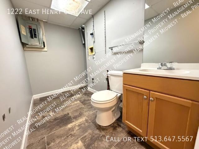 3 BR 1.5 BA Fort Wright Home!