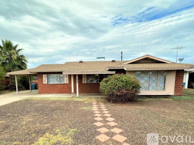 3 BR, 1.8 BA Apartment 3609 W Ocotillo Rd, Phoenix, AZ 85019