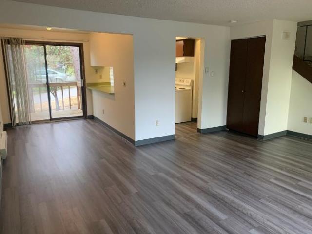 3 Br, 1 bath 921 21st Street