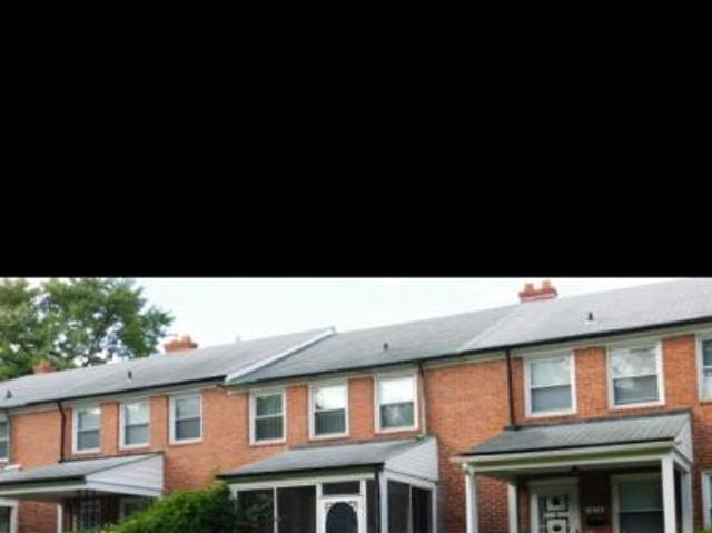3 Br, 1 bath, Townhouse/Brownstone/RowHouse 1616 E Belvedere Avenue