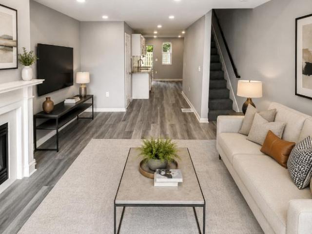 3 Br, 1 bath, Townhouse/Brownstone/RowHouse 1753 S Taylor St