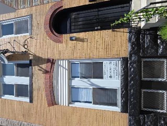 3 Br, 1 bath, Townhouse/Brownstone/RowHouse 1946 Harlem Ave