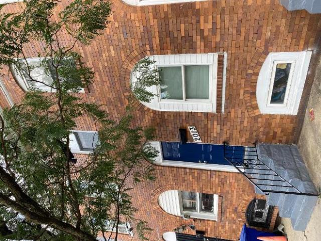 3 Br, 1 bath, Townhouse/Brownstone/RowHouse 2013 Eagle St