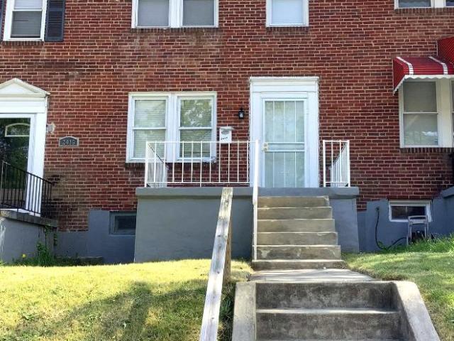 3 Br, 1 bath, Townhouse/Brownstone/RowHouse 2417 W Cold Spring Ln