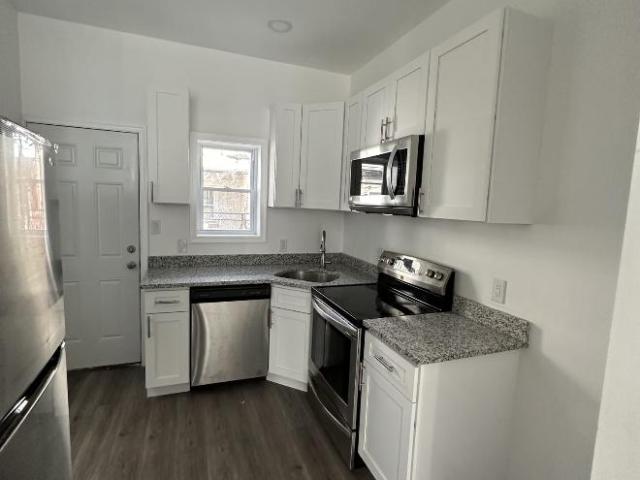3 Br, 1 bath, Townhouse/Brownstone/RowHouse 2515 N Natrona St