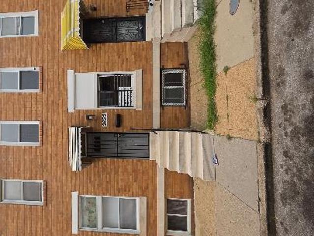 3 Br, 1 bath, Townhouse/Brownstone/RowHouse 2622 Mura St