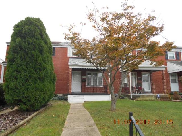 3 Br, 1 bath, Townhouse/Brownstone/RowHouse 3221 Wallford Drive