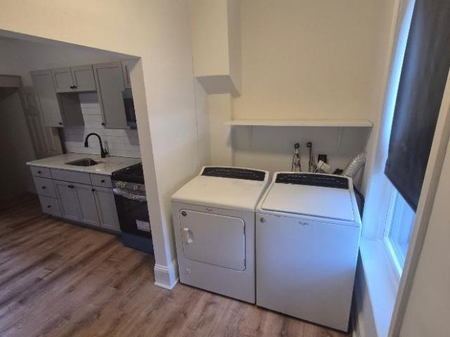 3 Br, 1 bath, Townhouse/Brownstone/RowHouse 323 N Edgewood St