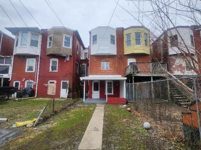 3 Br, 1 bath, Townhouse/Brownstone/RowHouse 3908 5th Ave
