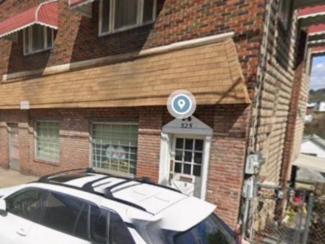 3 Br, 1 bath, Townhouse/Brownstone/RowHouse 525 Carothers Ave