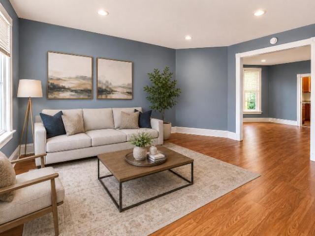 3 Br, 1 bath, Townhouse/Brownstone/RowHouse 5520 Addison St