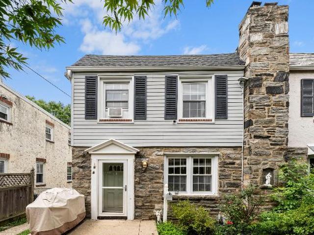 3 Br, 1 bath, Townhouse/Brownstone/RowHouse 646 N Monroe St