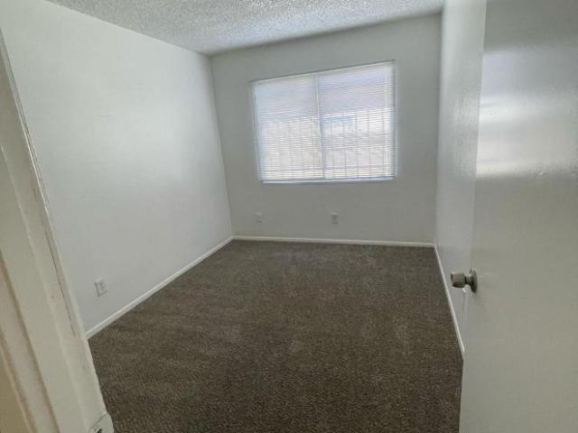 3 Br, 1 bath, Townhouse/Brownstone/RowHouse 6726 W Monterosa Street