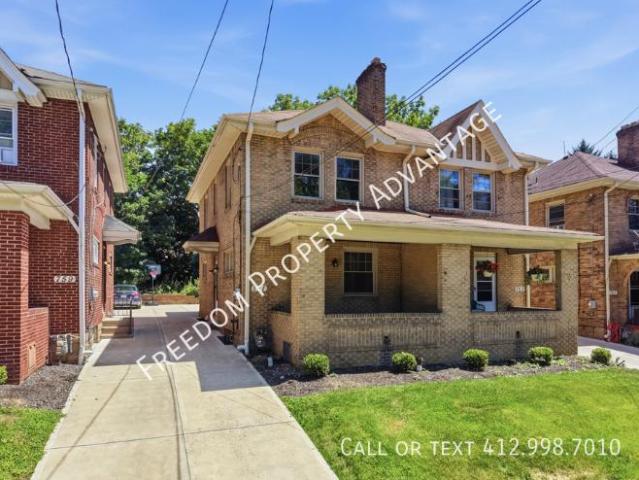 3 Br, 1 bath, Townhouse/Brownstone/RowHouse 761 Shady Drive E