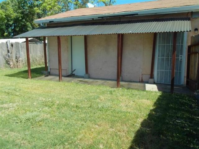 3 Br, 1 bath, Apartment 1115 Holly Avenue