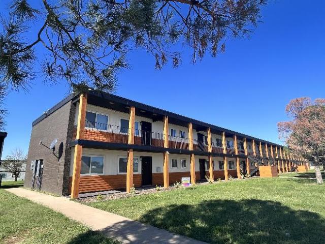 3 Br, 1 bath, Apartment 1115 Milburn Avenue