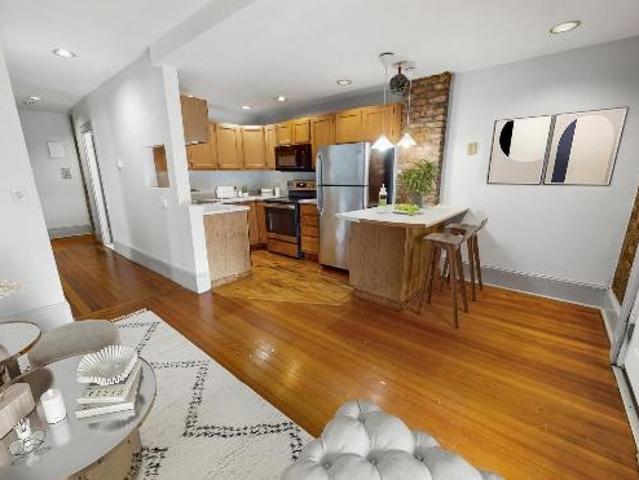 3 Br, 1 bath, Apartment 1540 Tremont Street