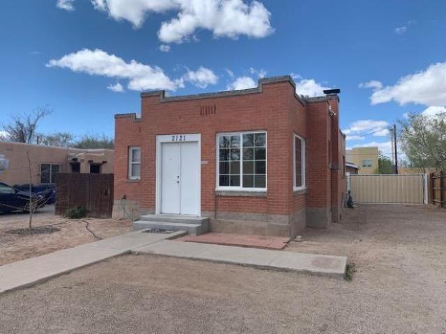 3 Br, 1 bath, Apartment 2121 Coal Pl SE