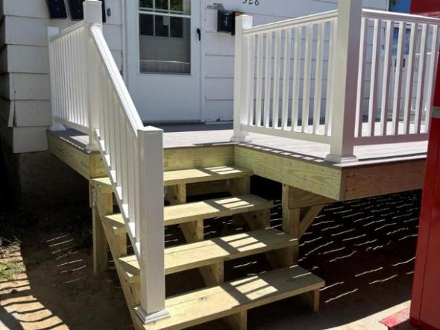 3 Br, 1 bath, Apartment 328 Water St
