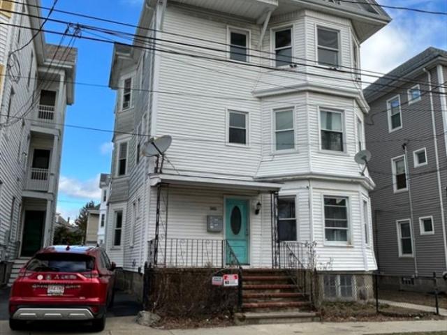 3 Br, 1 bath, Apartment 345 Earle Street