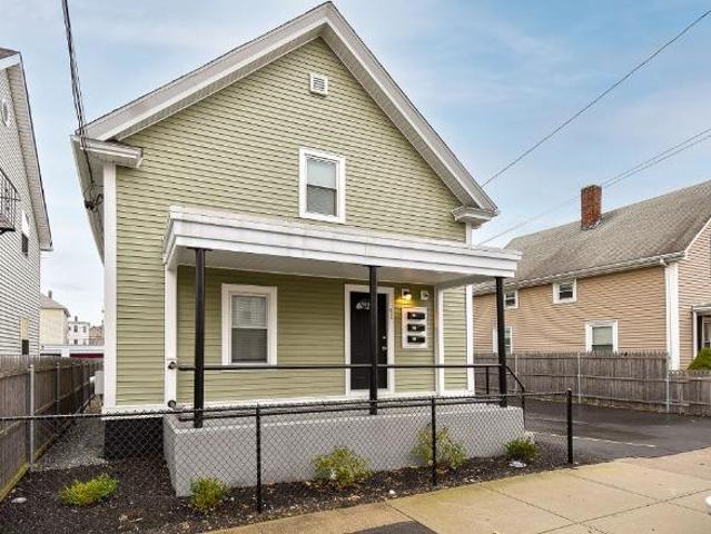 3 Br, 1 bath, Apartment 41 Benefit Street