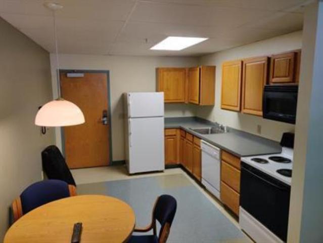 3 Br, 1 bath, Apartment 45 46 East Normal Avenue
