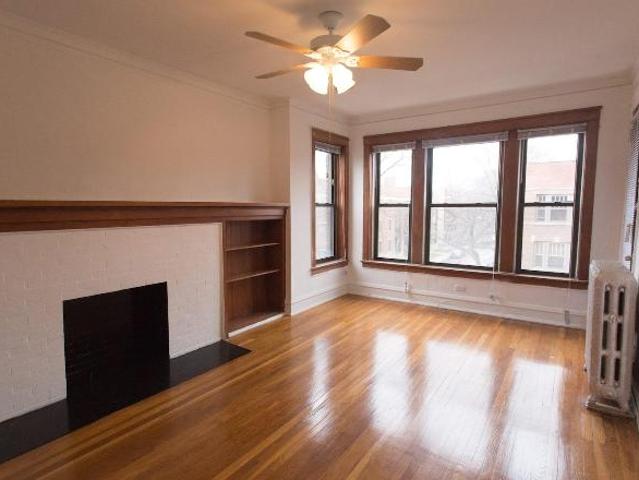 3 Br, 1 bath, Apartment 5339 S Woodlawn Ave