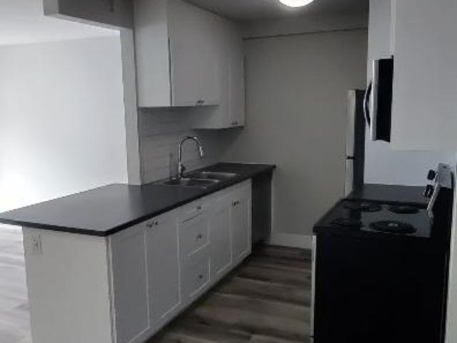 3 Br, 1 bath, Apartment 60 West Street