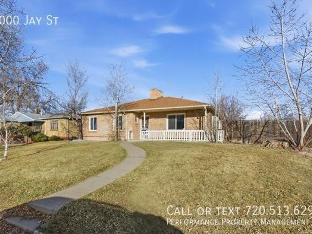 3 Br, 1 bath, Condo 4000 Jay St