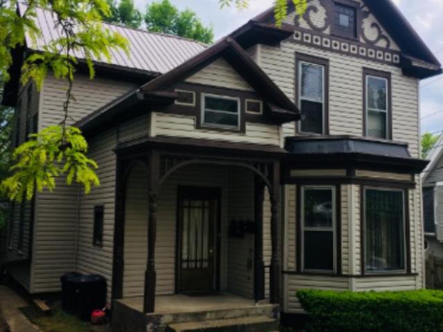 3 Br, 1 bath, Condo 404 Scammel Street