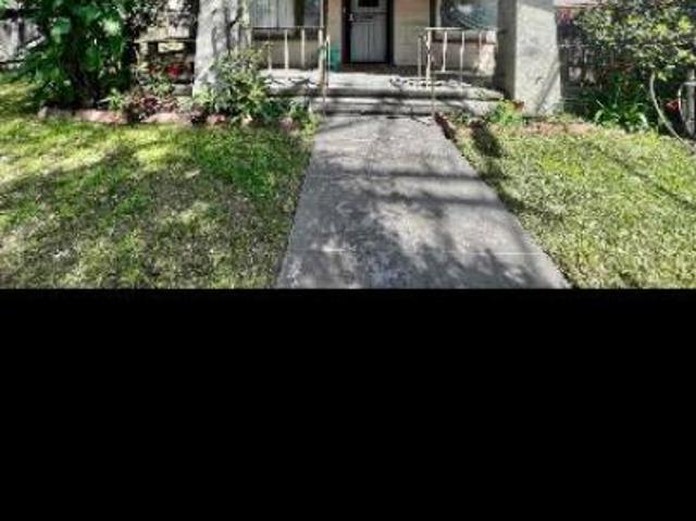 2 Br, 1 bath, Condo 411 W Chestnut Ave